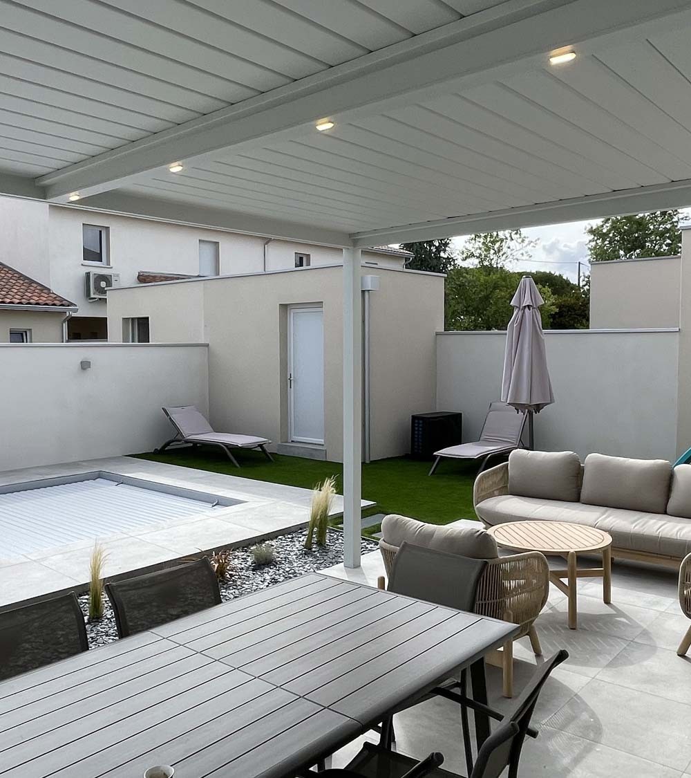 Eclairage LED avec télécommande pour pergola bioclimatique KALICE